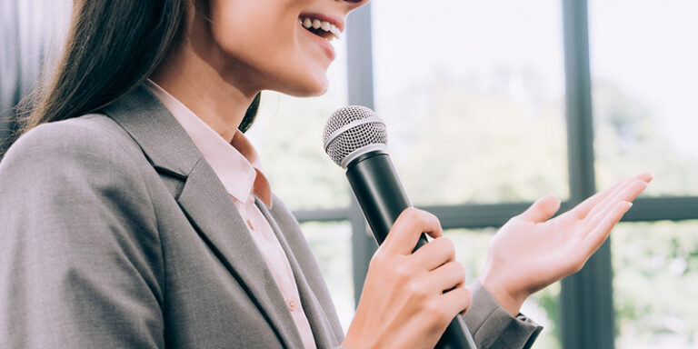 9 Cara Menjaga Suara Agar Tetap Bagus, Jernih, Enak Didengar • Deherba.com