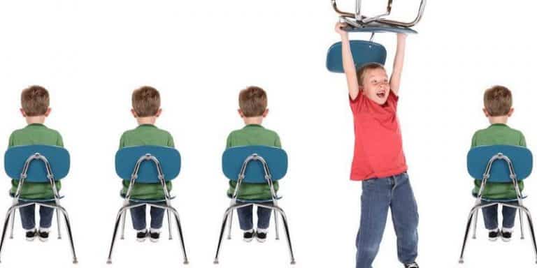 Anak Hiperaktif: Ciri-Ciri, Penyebab, & Cara Mengatasinya • Deherba.com